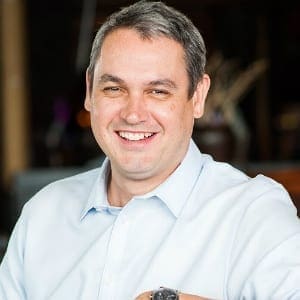 Robert Scully named Director of Food & Beverage for Fairmont Royal Pavilion