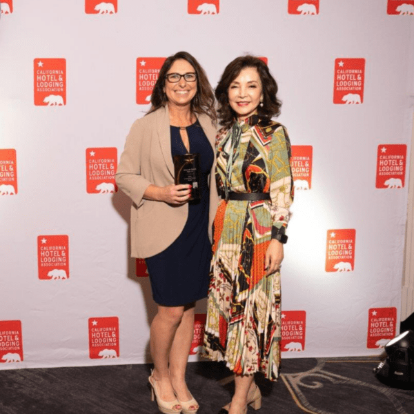 Silverado Resort receives community service award at CHLA Industry Event